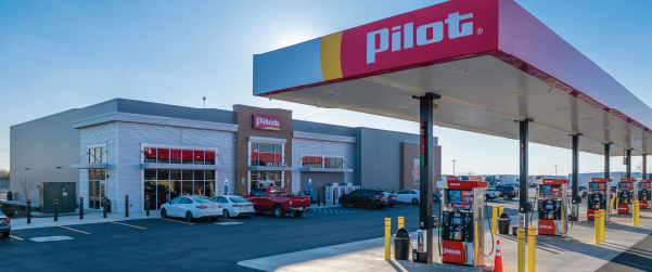 Pilot Hiring 10,000 Workers This Summer | NACS